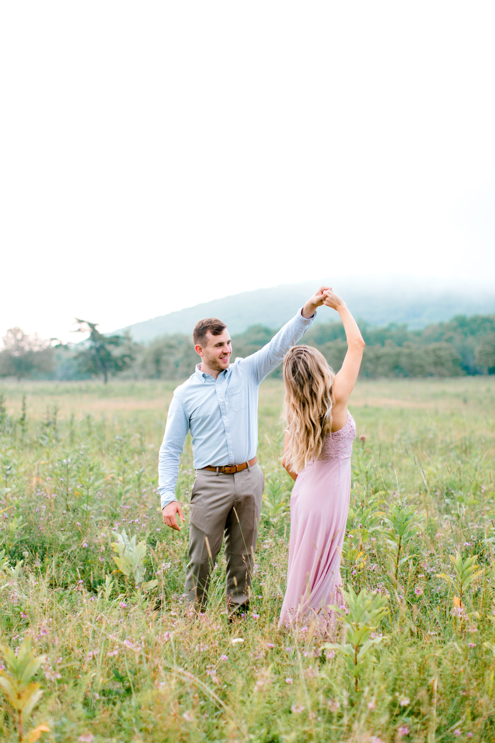 Sam & Luke – Skyline Drive Engagement Session | Nicole Ballard Photography